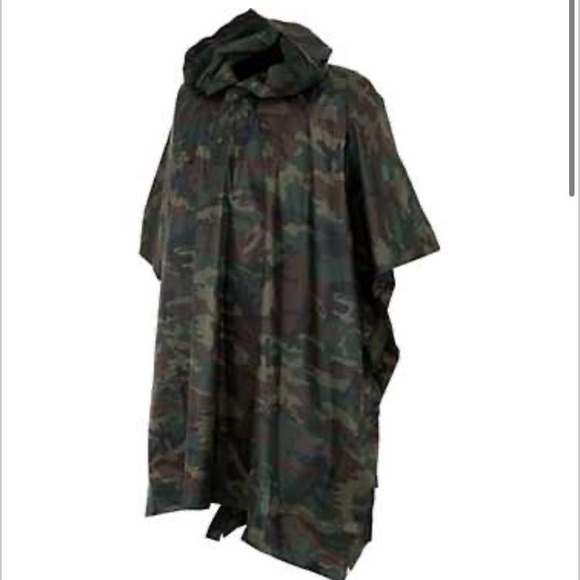Jackets & Coats | Nwot Game Winner Adults Camo Poncho | Poshmark